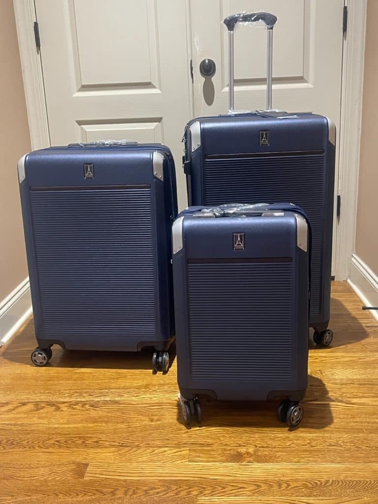 BAGSMART Luggage Review: Stylish, Lightweight & Airline-Ready Carry-On