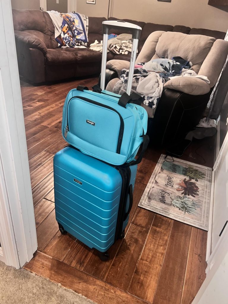 Wrangler Smart Luggage Set Review: Convenient Features Meet Budget Travel