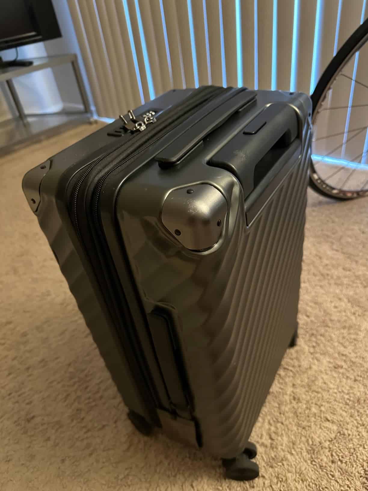 LUGGEX Carry On Luggage Review: Smart Front-Pocket Design Tested